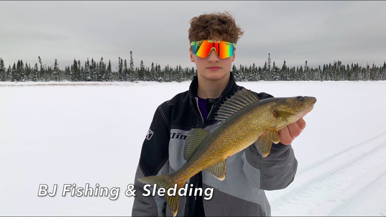 Walleye fishing in Northern Ontario - YouTube