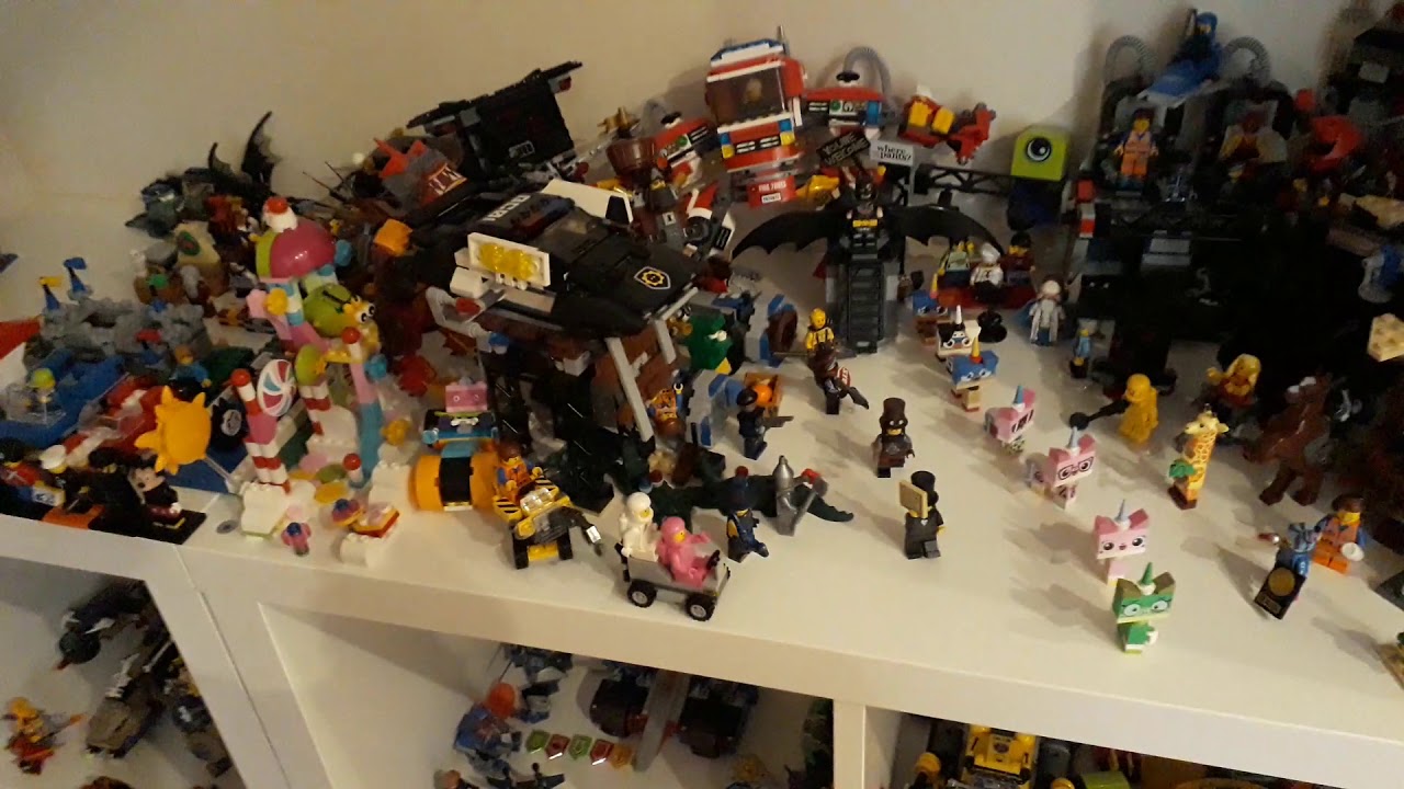 DESTROYING MY LEGO MOVIE DISPLAY... 😥😥😥 - YouTube