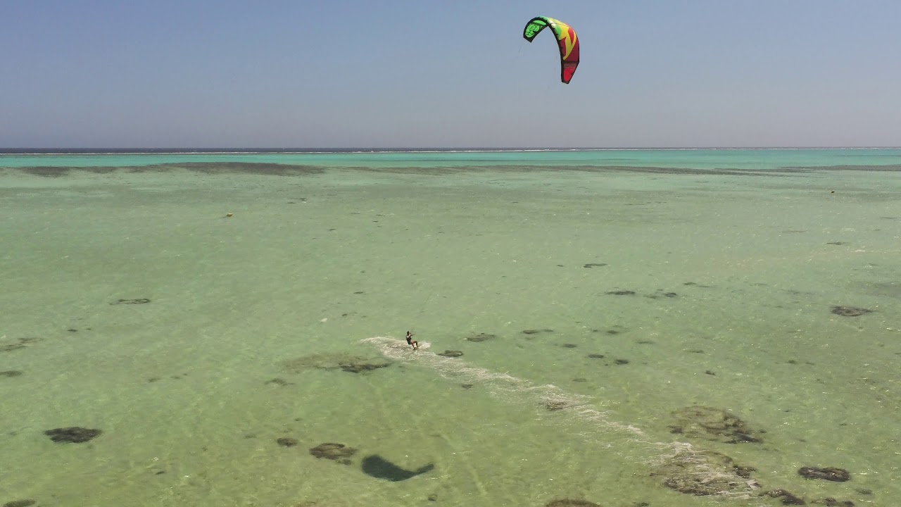 KITE FRED POE NEW CALEDONIA - YouTube