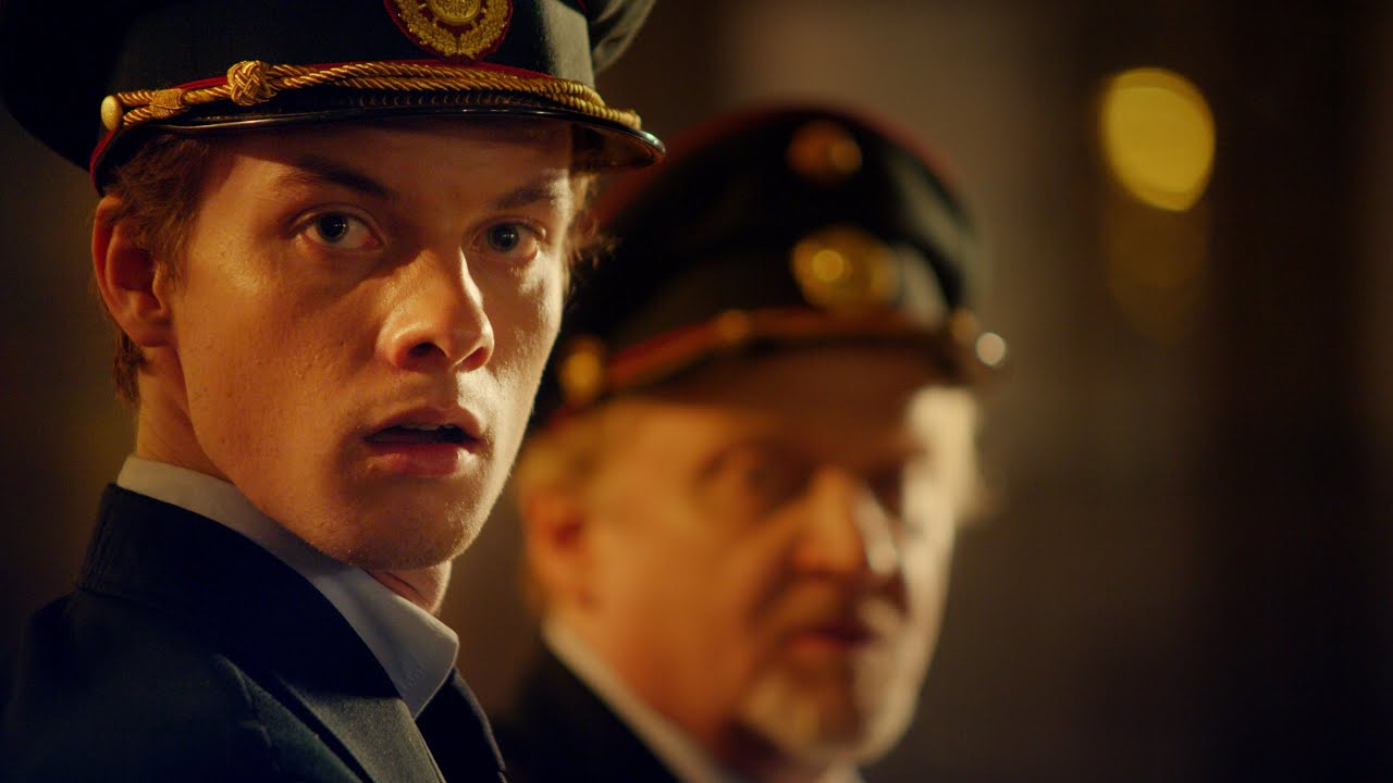 Karneval der Kellner - Trailer - YouTube