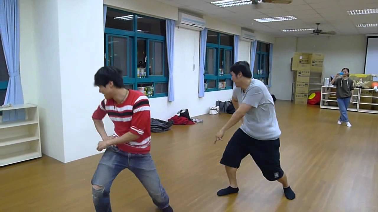 花師幼教101級『可樂Maluve』公演花絮片段-精靈舞 - YouTube