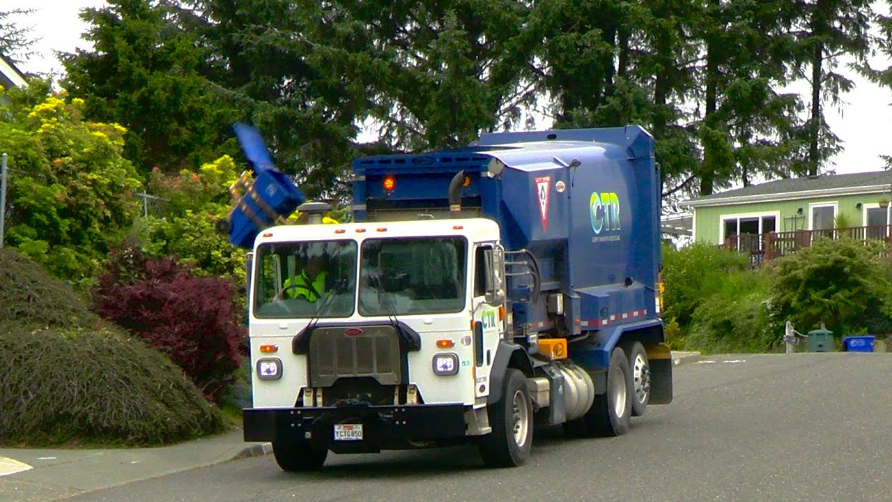 Peterbilt 520 - Labrie Automizer Garbage Truck - YouTube