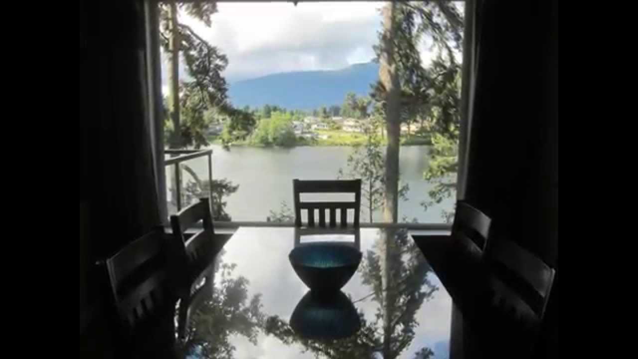 Lakeview Homes Lakefront Terrace waterfront home - YouTube
