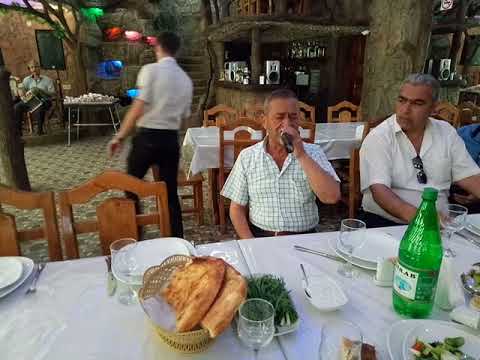 Qurban Qarmon. Azer Zemmanin ad gunu. Mohtesem ifa