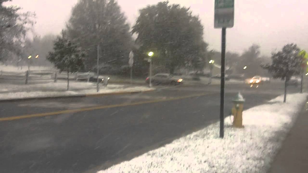 Frederick Maryland USA Snow - Oct. 29, 2011 - YouTube