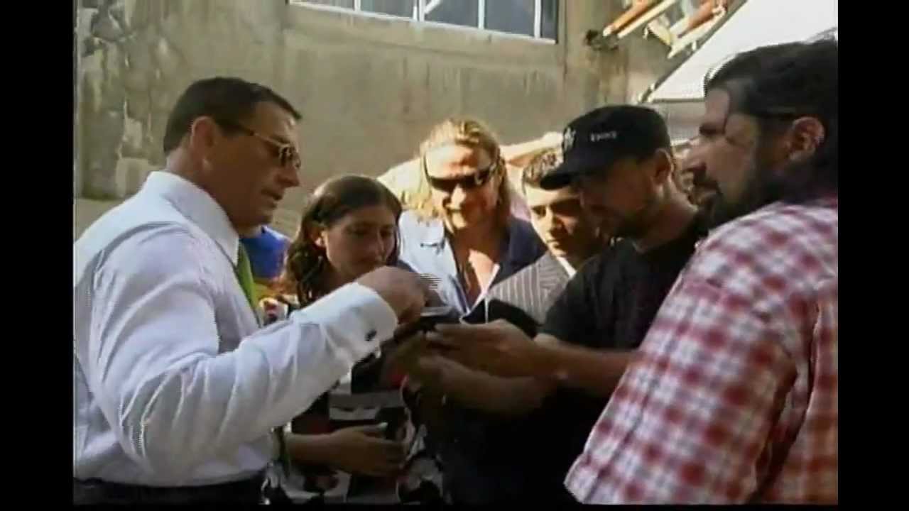 Jean-Claude Van Damme | Famous Hook Kick | Behind the Scene - YouTube