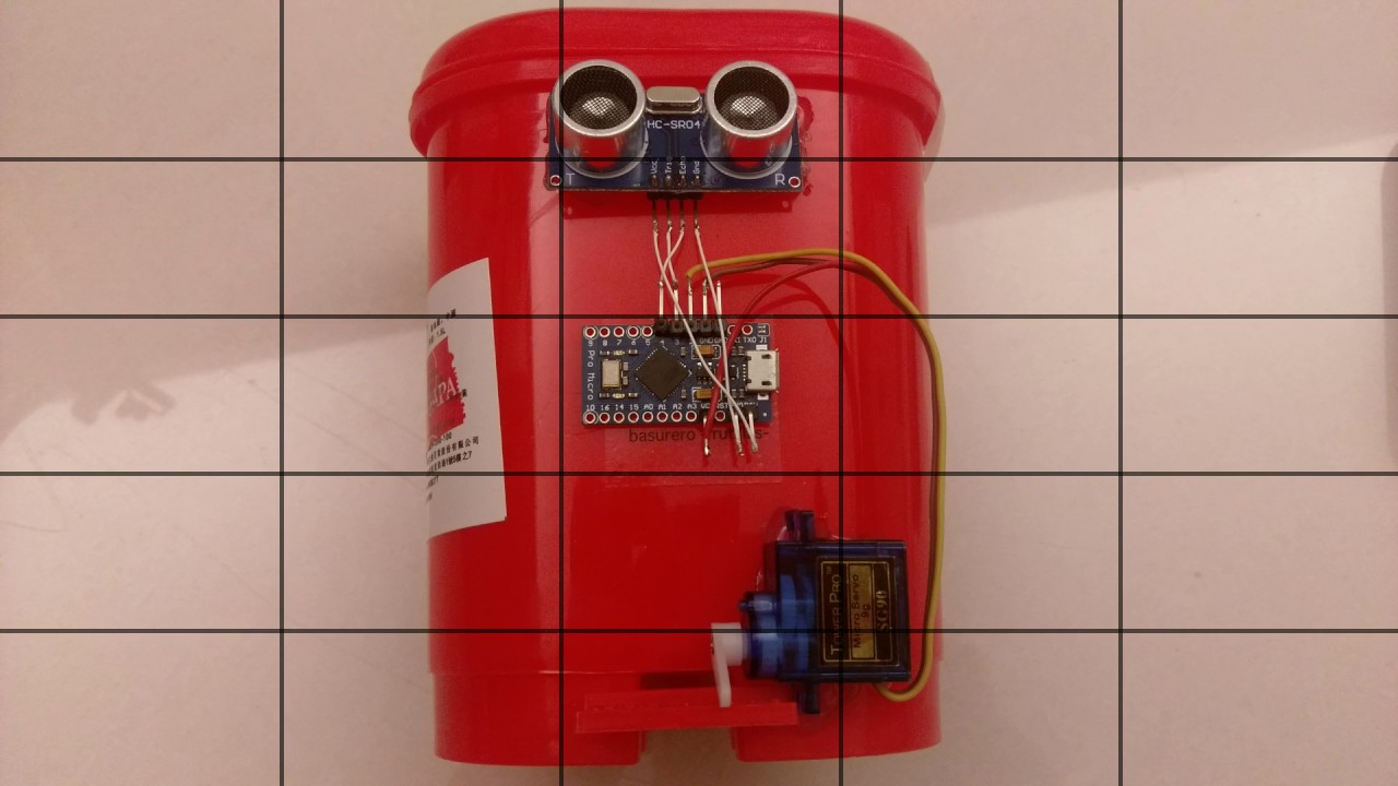 Touchless Automatic Motion Sensor Trash Can - YouTube