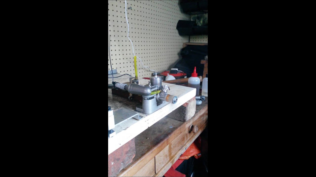 Alberto Parra 2.5 cc diesel engine - YouTube