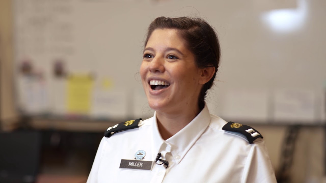 Samantha Miller - Middle School Teacher of the Year 2021 - YouTube