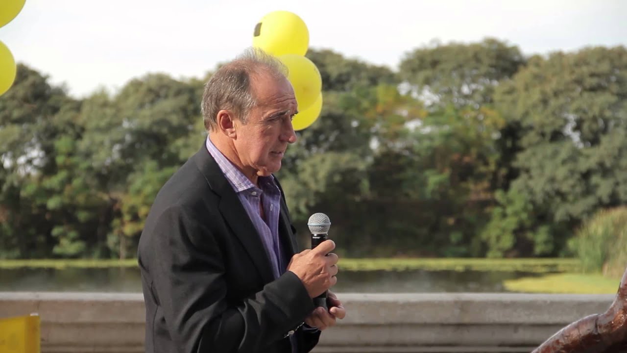 Un gigante del rugby al Paseo de la Gloria: Hugo Porta - YouTube