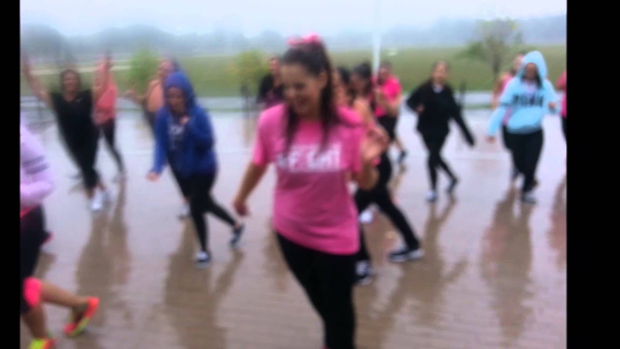 ZUMBA "SPLASH" MOB - YouTube