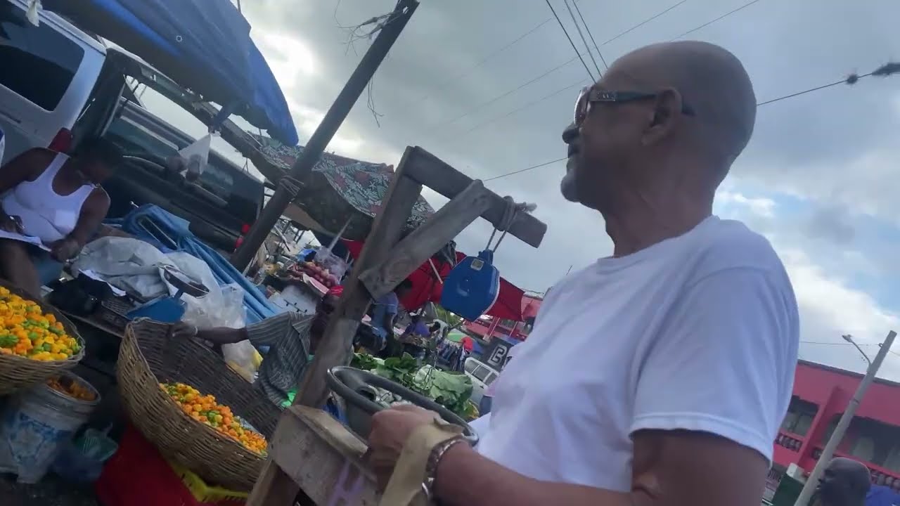 Busy Saturday - Charles Gordon Market in Montego Bay - YouTube