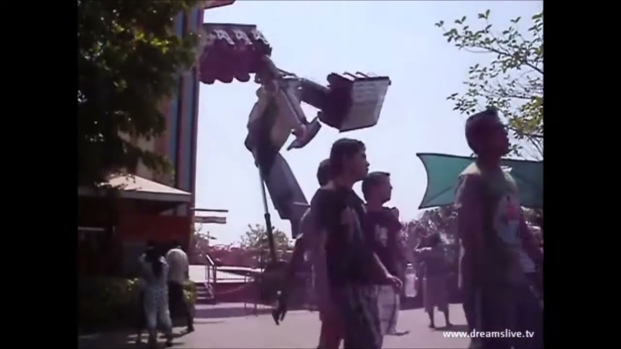 ZAMPERLA "MIXER" @ WONDERLA INDIA 2012 - YouTube