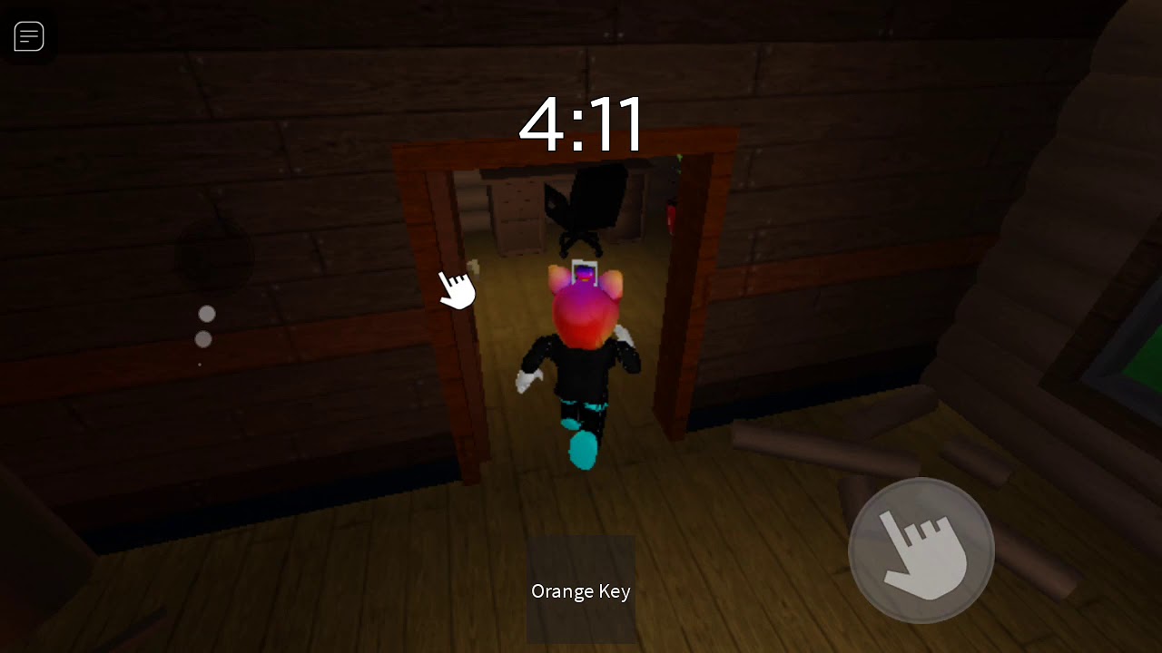 I keep walking around the house!!|roblox spider - YouTube