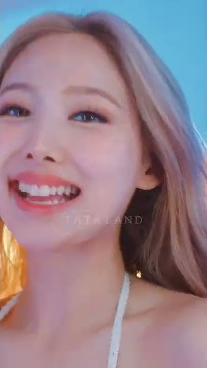 Twice 'CELEBRATE'🎉😍 #twice #girlgroup #jyp #shorts #kpop #viral #fyp #dance #celebrate - YouTube