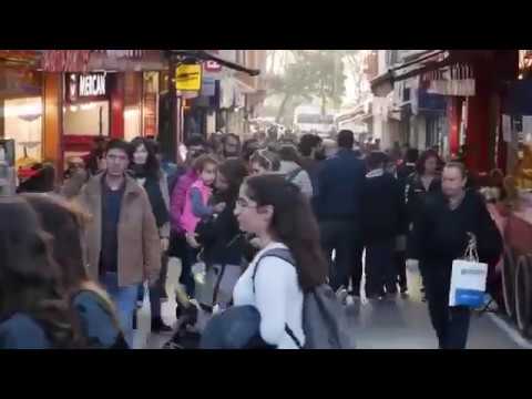 Picking Up Girls in Istanbul - Türkiye