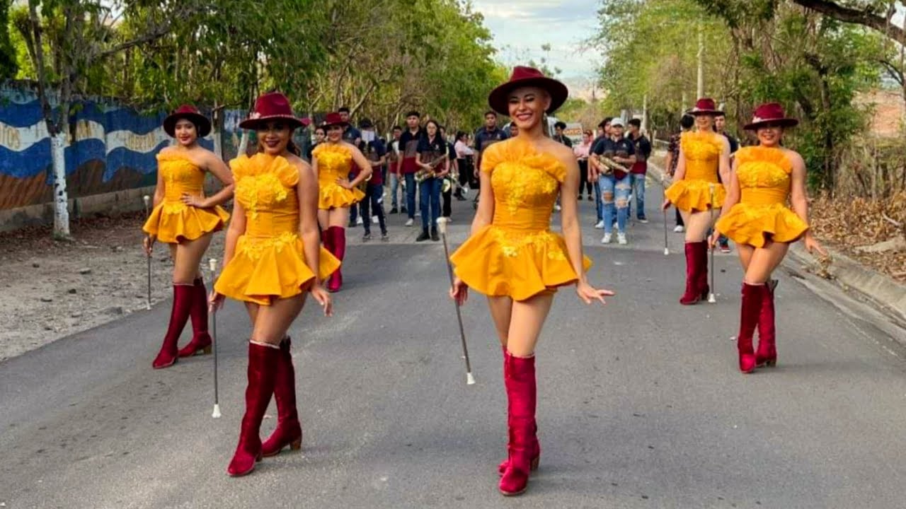 Victoria Latin Band, Tema musical: El Marañon. - YouTube