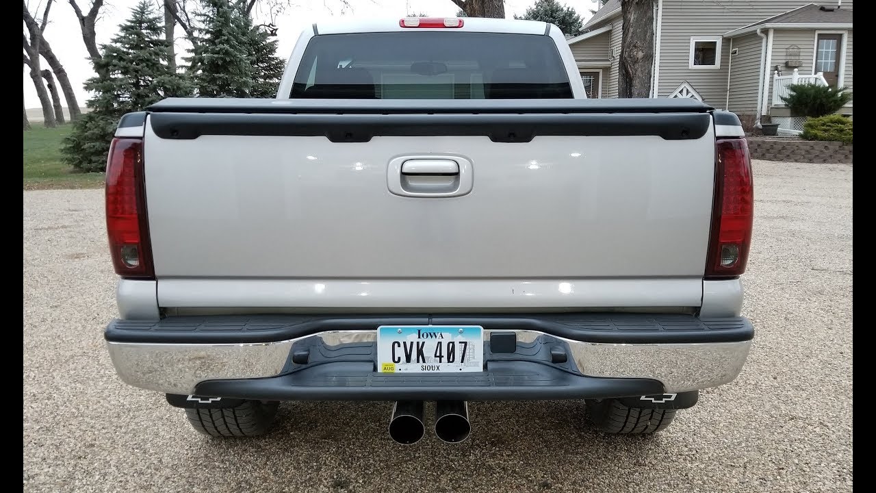 04 Silverado Custom Center Exit Exhaust - 4.8 5 Speed Borla XR-1 - YouTube