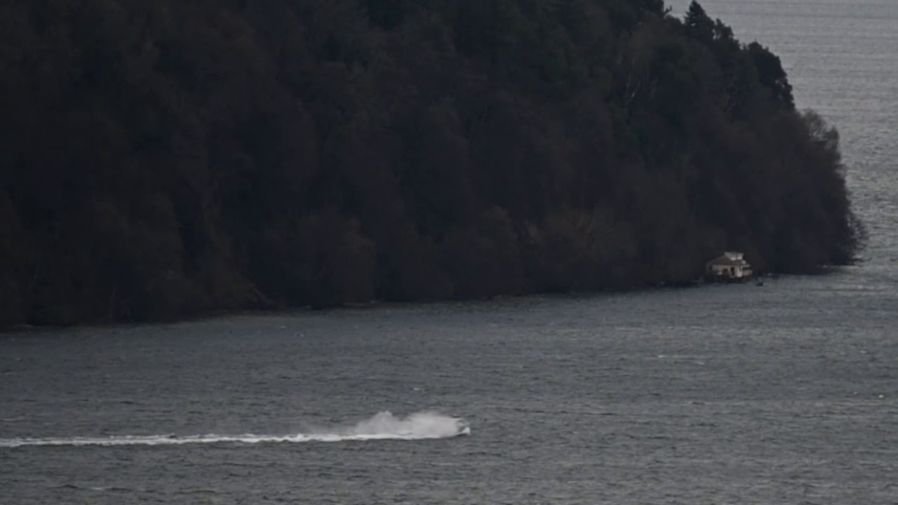 Jan 17, 2020 Rough Water on the Colvos Passage, south Vashon Island ...