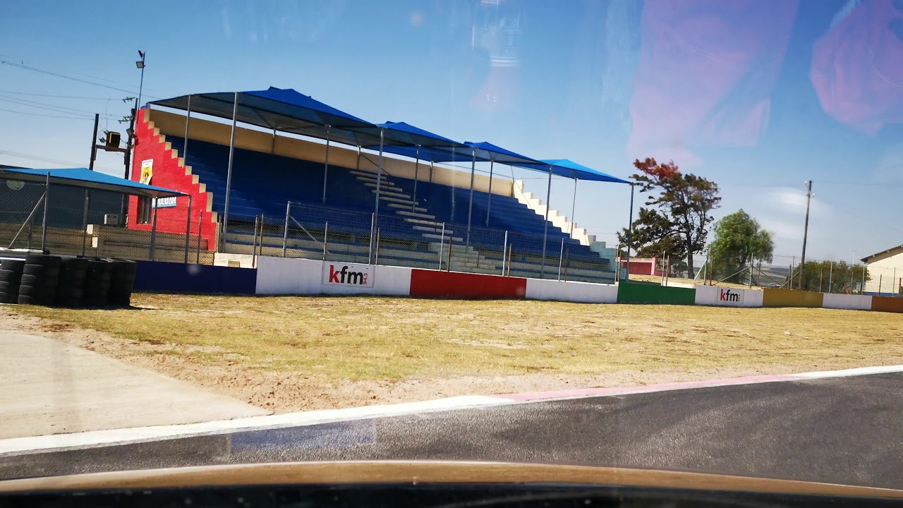 Sr20dett dutsun 11.8 vs hoc opel 11.4 - YouTube