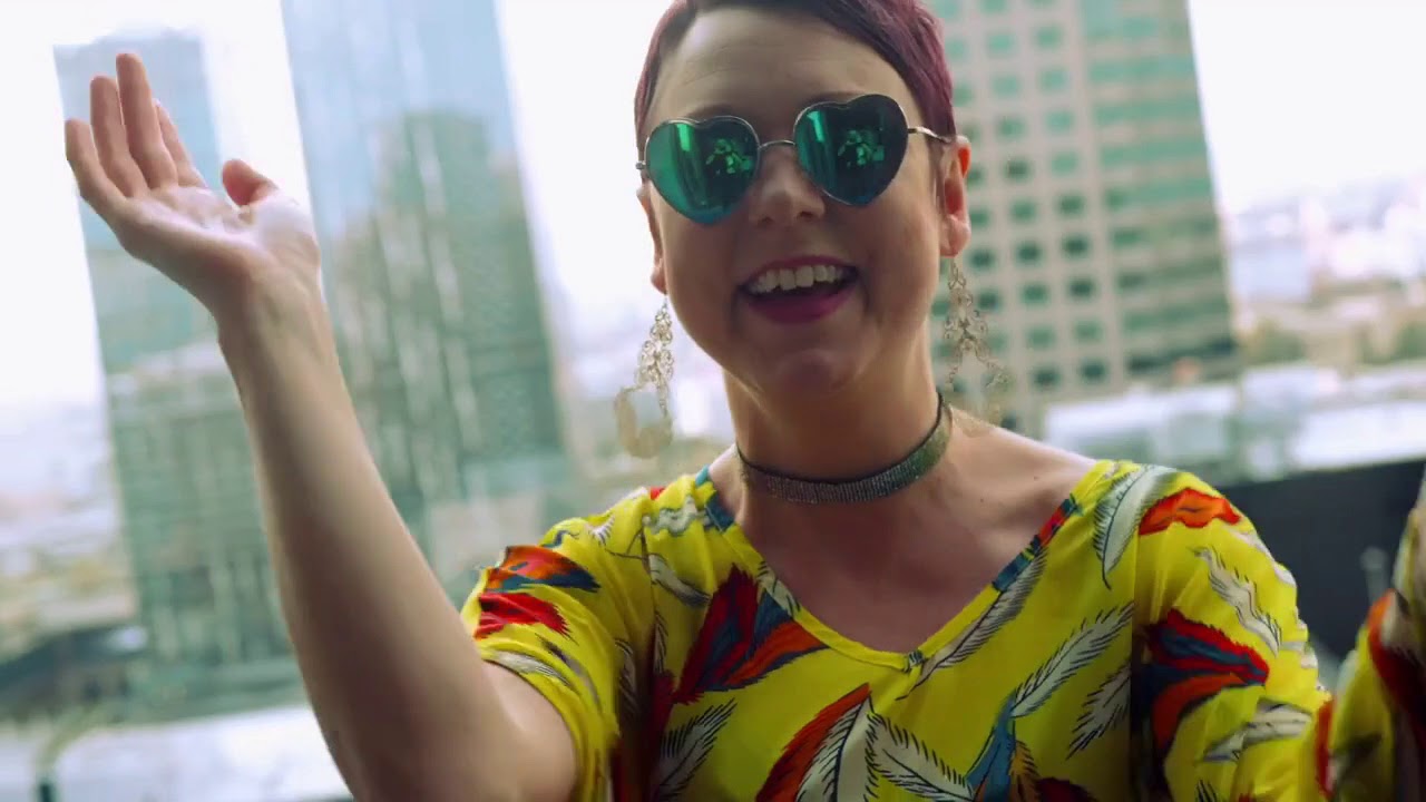 Scotty Boy & Lizzie Curious - Groove Is In The Heart (ED Blak Edit '18 ...