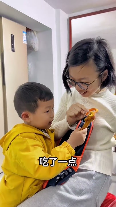 你給我的甜,已經多過了生活給我的苦,你就是上天賜給我最好的禮物,謝謝你的到來,讓我的歲月因你而暖,因你而樂,你總能成為我熱愛生活的原因腦癱兒加油 記錄真實生活 懂事的孩子 Youtube