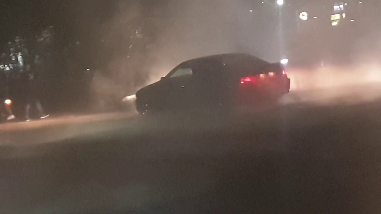 Street Antics Smokey Winter meet 2020 !!!!! Drifts + Turbo flutters and ...