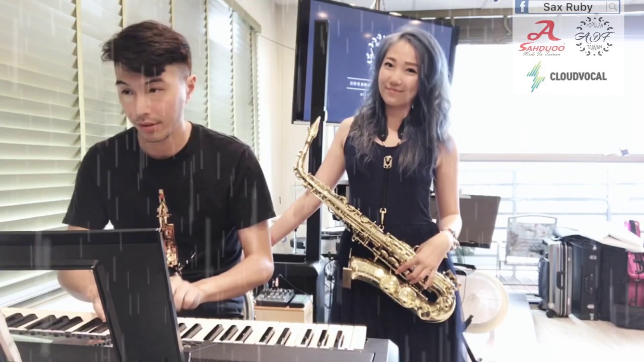 一隻小雨傘-Saxruby（Live)(Eb key) - YouTube