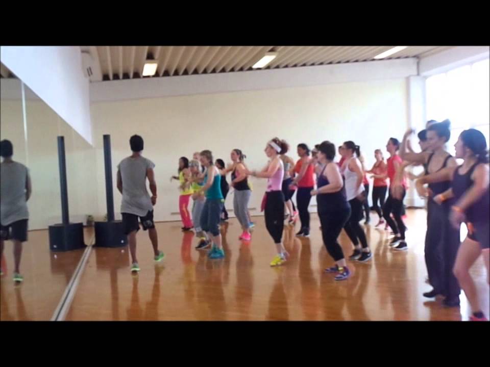 Afro Brazil Zumba with Tam - YouTube