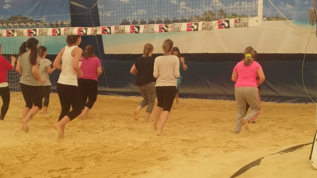 Zumba Beach a Parma by Coopernuoto e Beach Arena Accademy - YouTube