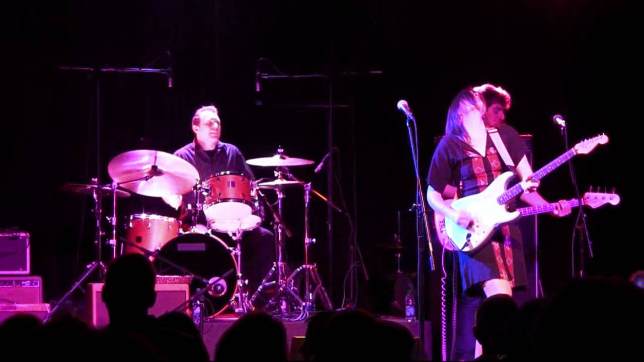 Lydia Warren Band "Turn It Up" Live @ The New England Winter Blues Fest ...