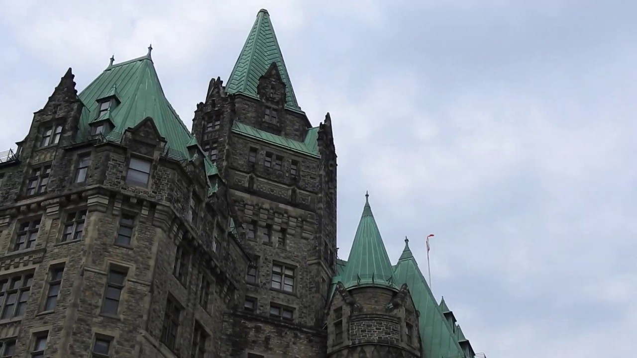 Looking around the Confederation Building (Ottawa) July 1st 2020 - YouTube