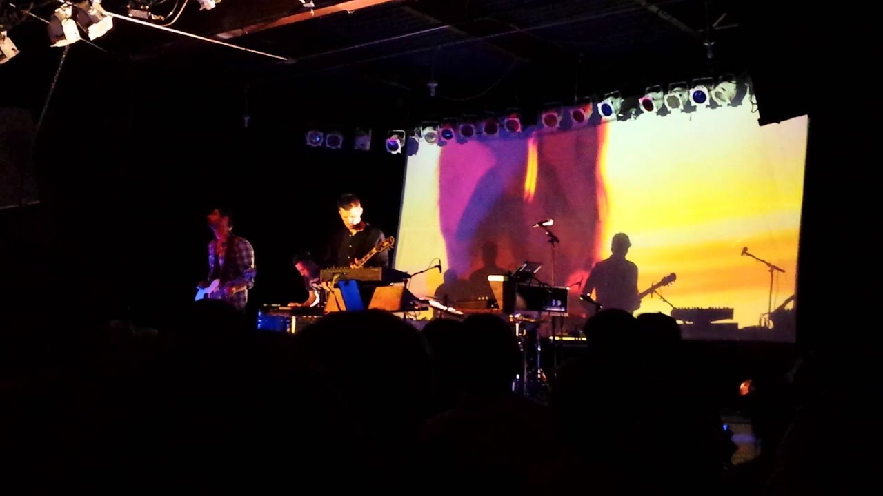 Tycho - A Walk Live @ Cats Cradle 4-23-2014 - YouTube