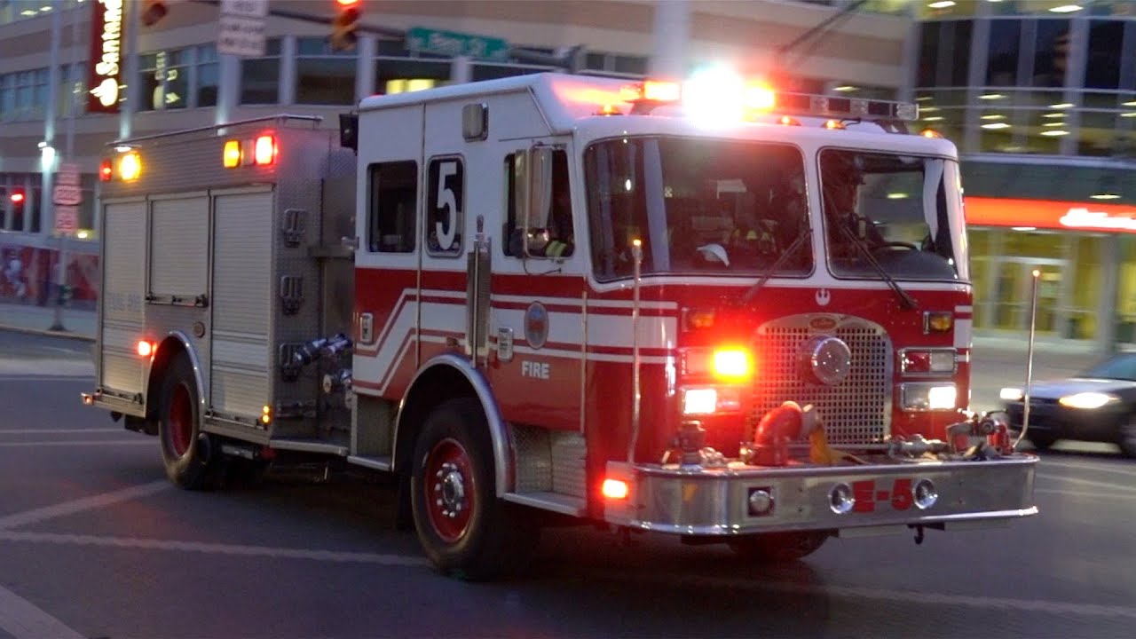 Reading Fire Department Engine 5 Responding - YouTube