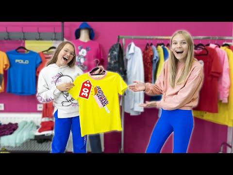 Amelia, Avelina & Akim pretend play clothing shop story