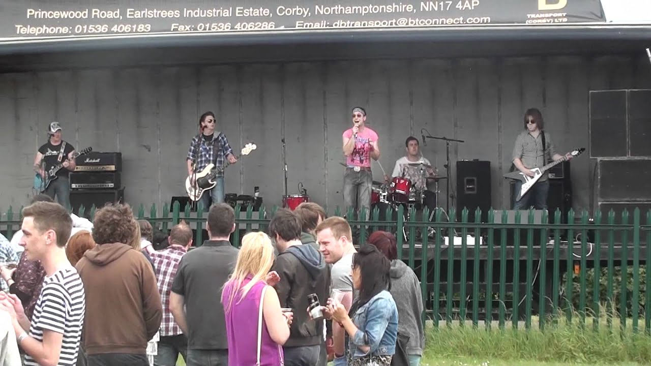 'Dirty Thunder' Weldon Fest 2012 - YouTube