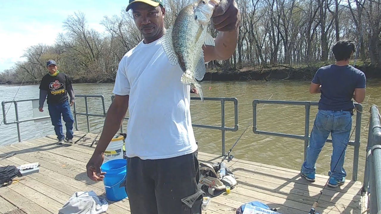 Catching Slap Crappie on The Dock. EP 80 - YouTube
