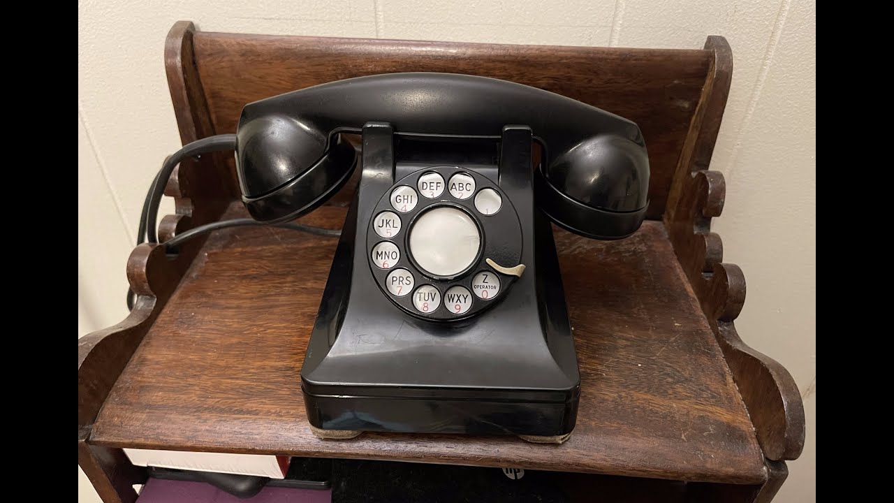 Bell System Model 302 Desk Phone - YouTube
