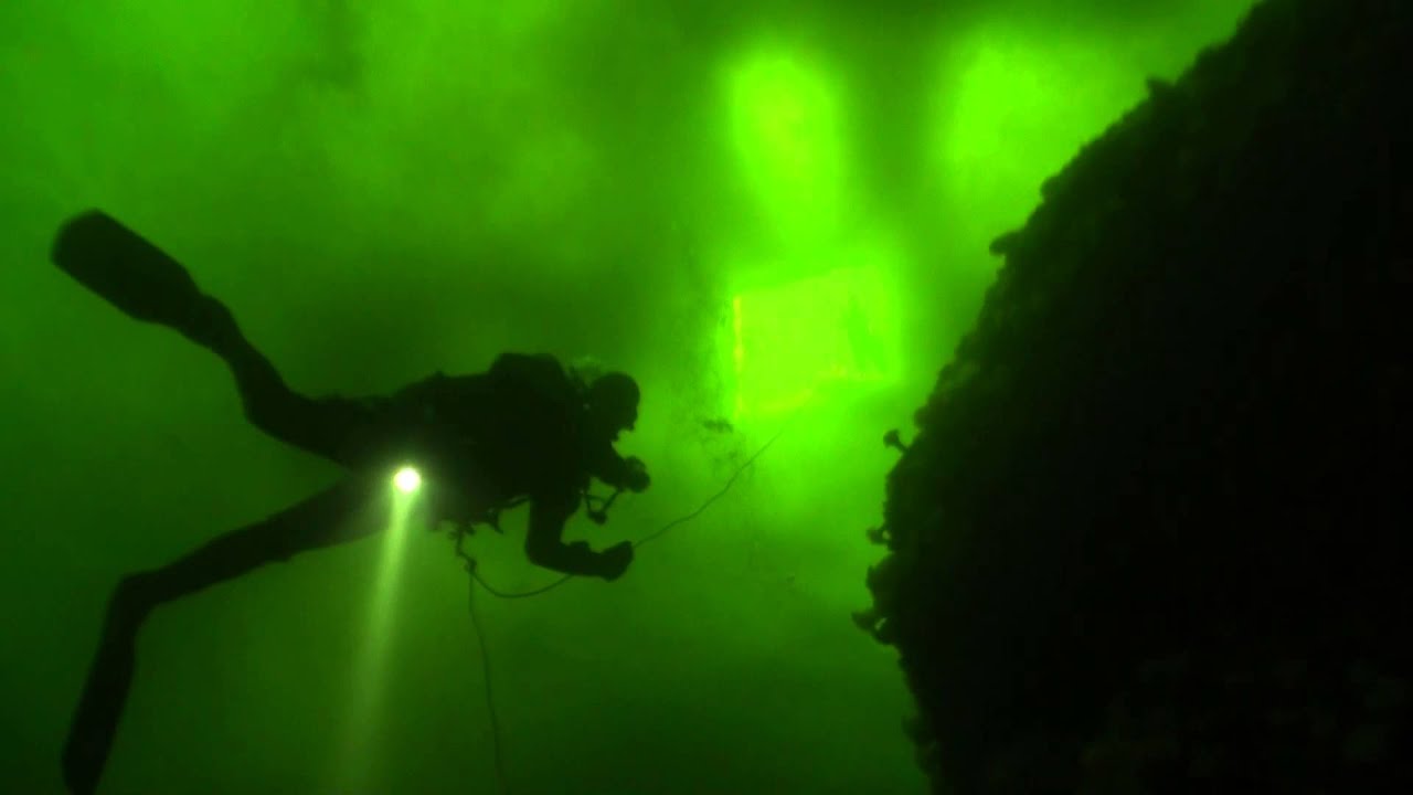 Scuba Diving in Russia, Arctic Circle Dive Centre with Oceandivers ...