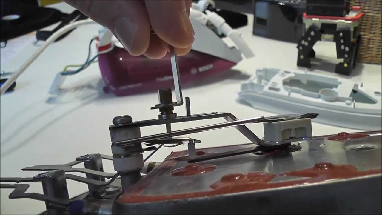 Iron disassembly - Öffnen eines Bügeleisens - YouTube
