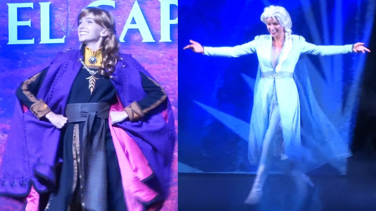 Anna and Elsa live on stage for "Frozen 2" at El Capitan Theatre - YouTube