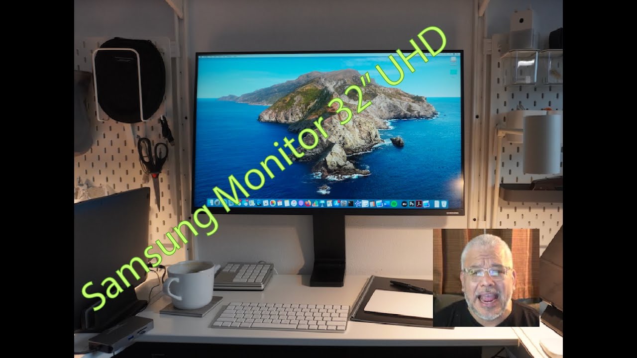 Space Saver - Samsung Monitor 32" 4K UHD - YouTube