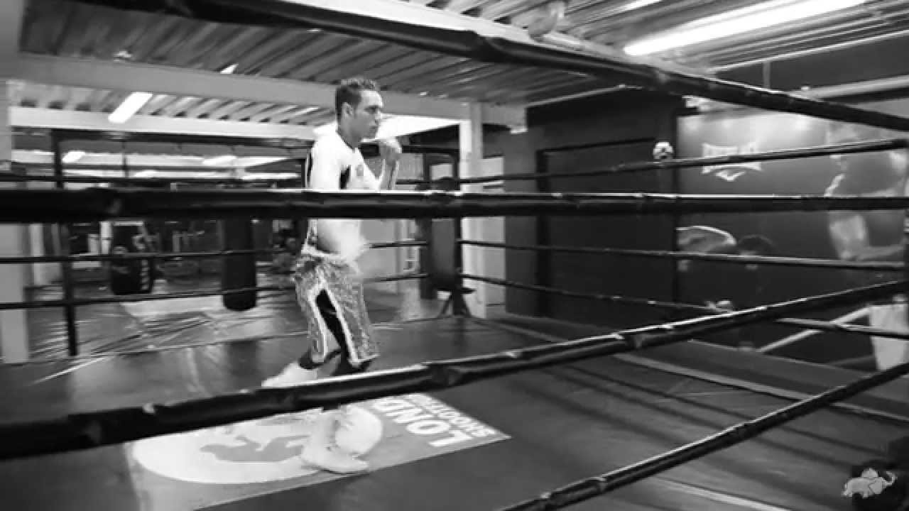 The Showman-Boxing Training - YouTube