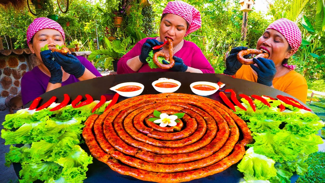 Pork Sausages Mix Vegetable inside Pork Intestines Most Delicious ...