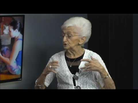 Think Healthy- Yoga for Scoliosis - YouTube