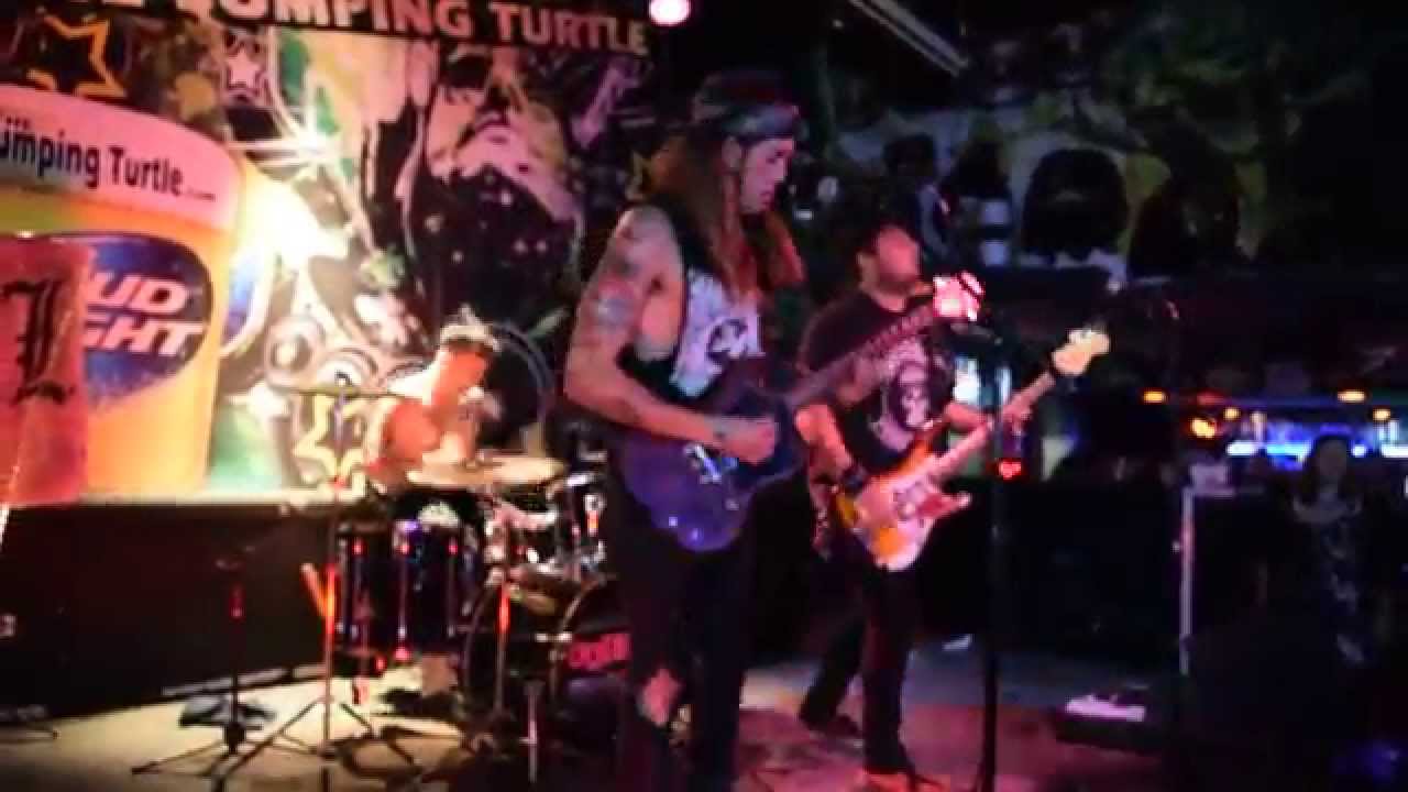 Oddball - Jumping Turtle 4/10/2015 - YouTube