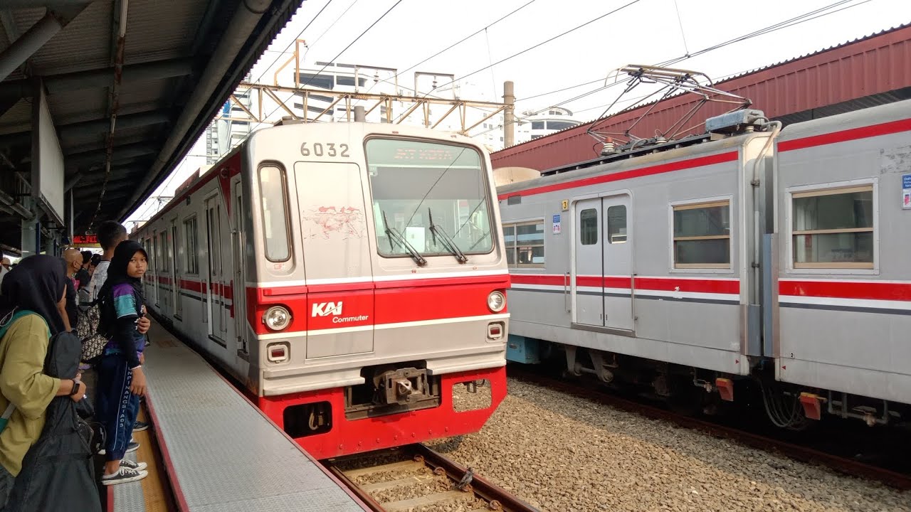 Hunting KRL commuter Line TM 6000 dan Tokyu 8500 TM 05 - YouTube