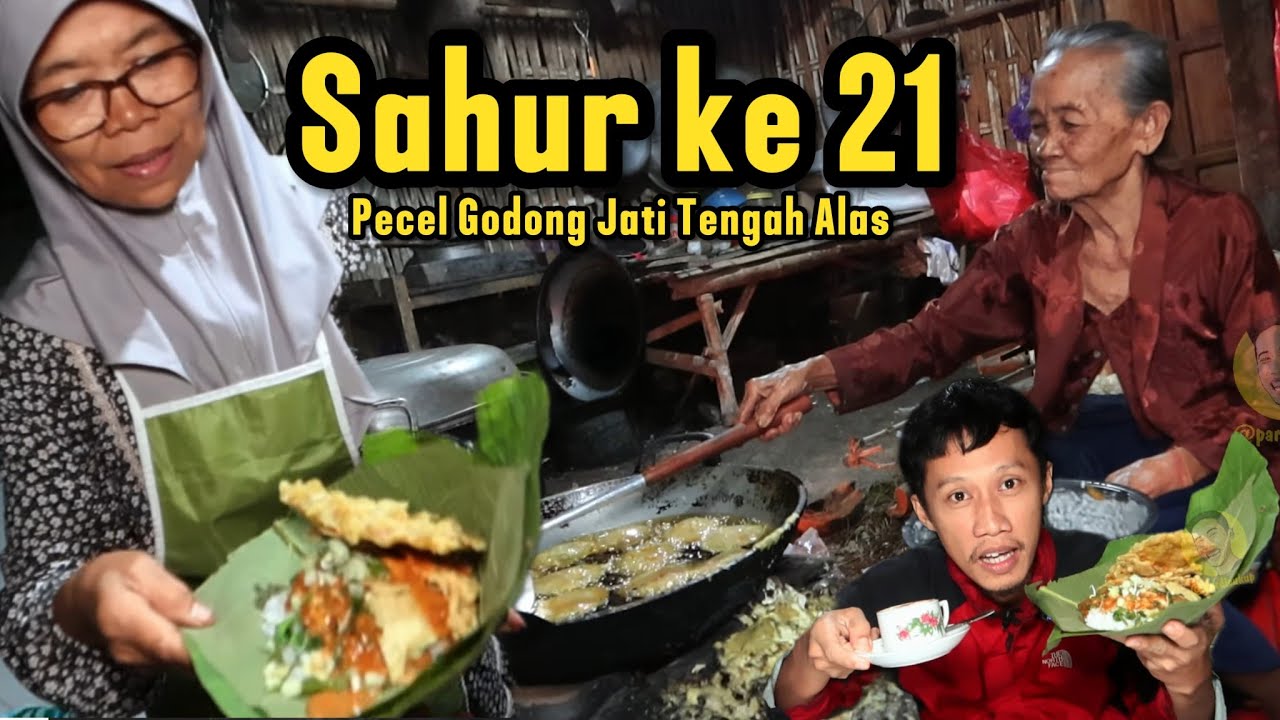 Makan sahur di tengah hutan, sego pecel pincuk godong jati! - YouTube