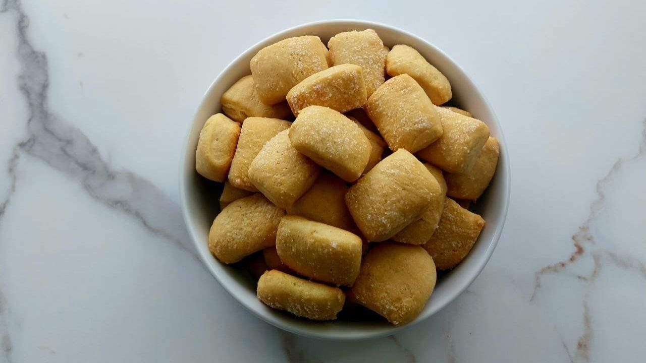 Your New Favourite Biscuit Recipe; Eat-Sum-mor Biscuits - YouTube
