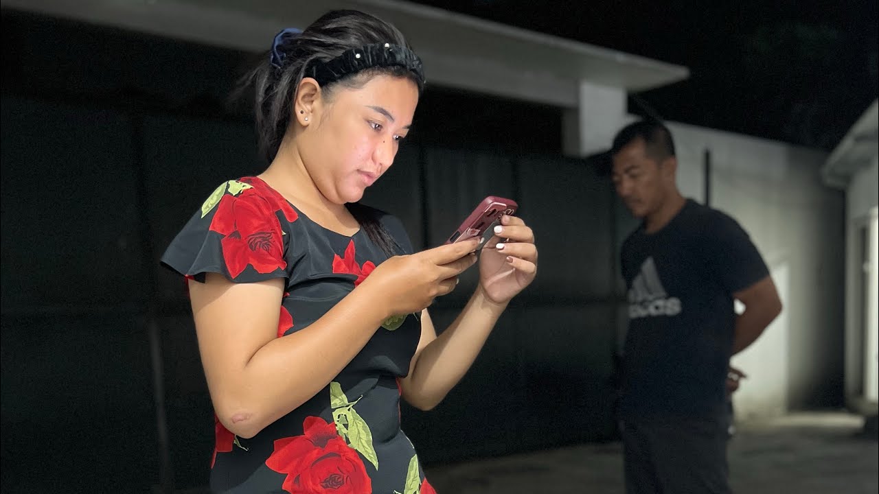 Gerogi pasang tato Cew cantik … akhirnya gagal..!!! Tidak jadi // karna ...